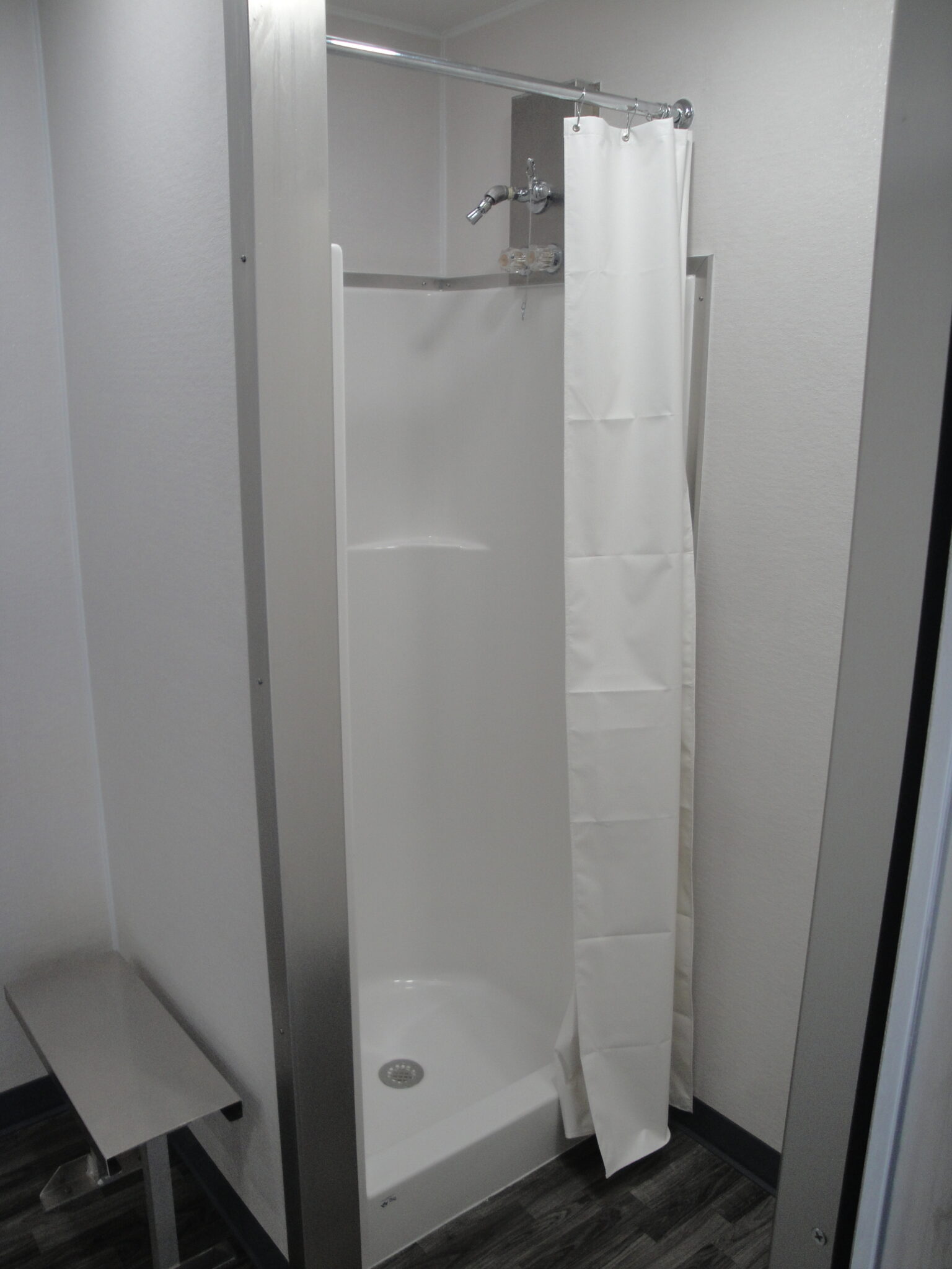 Shower Trailers - Advanced Containment Systems