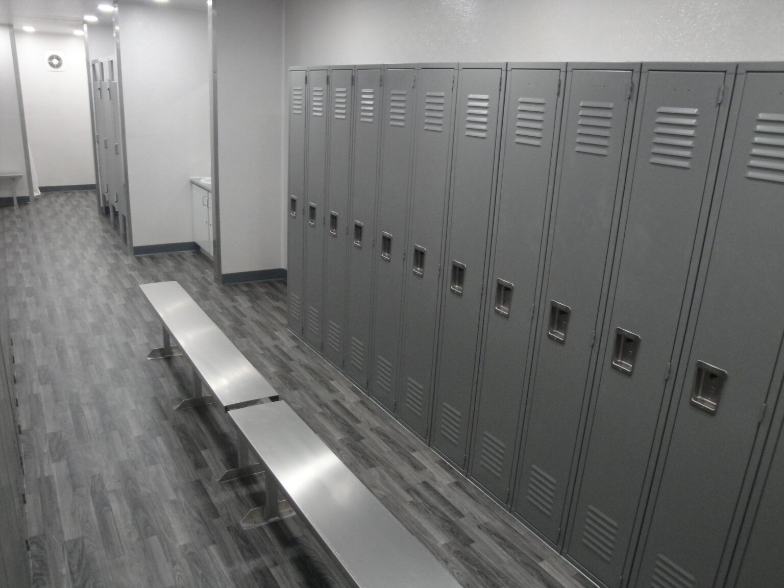 Locker Room - Advanced Containment Systems