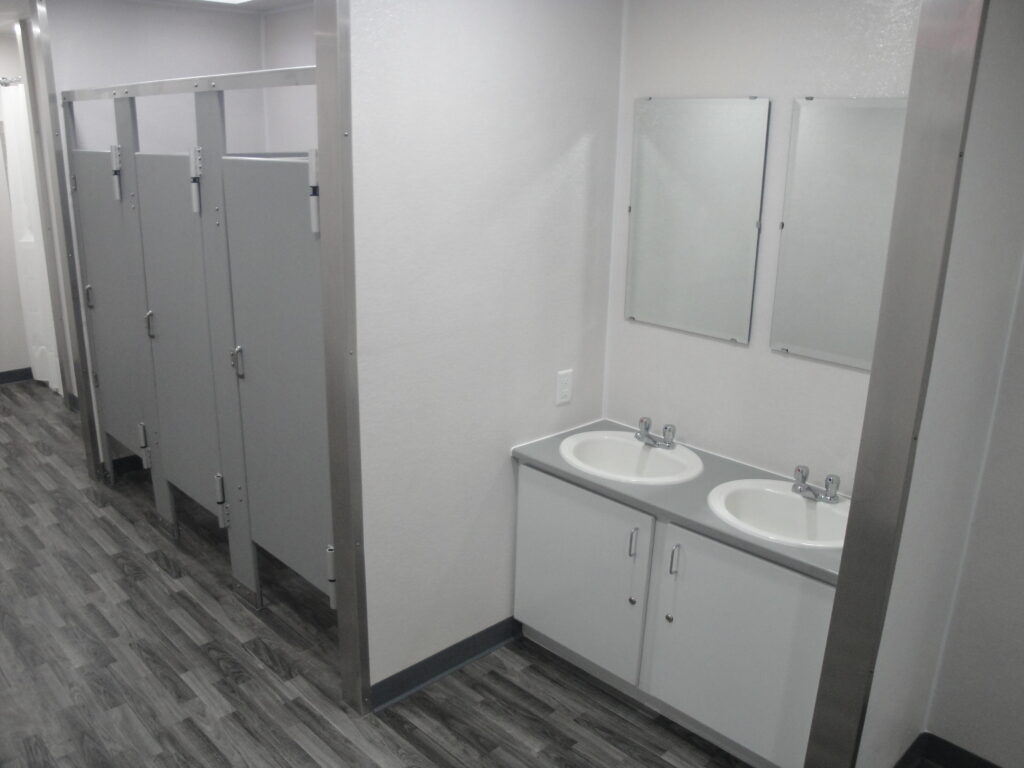 Locker Room - Advanced Containment Systems